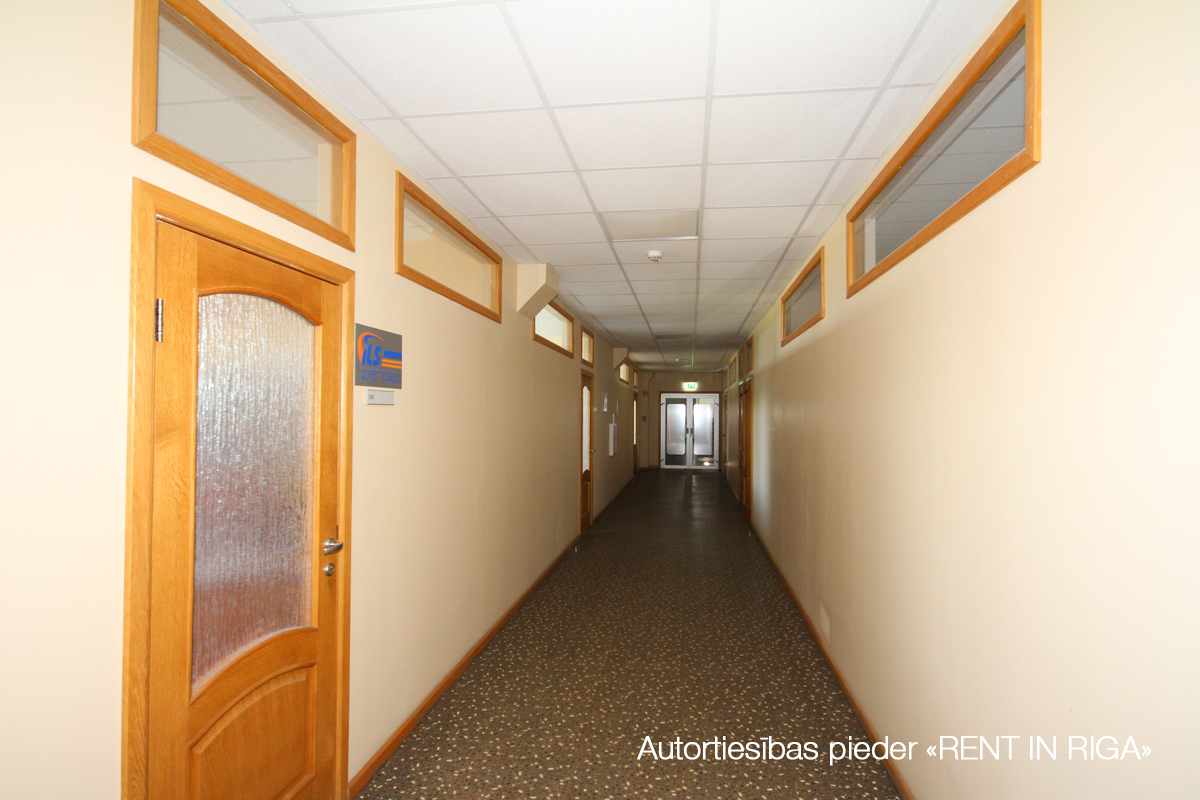 Iznomā biroju, Krustpils iela