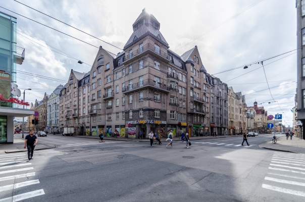 Pārdod dzīvokli, Aleksandra Čaka iela 70